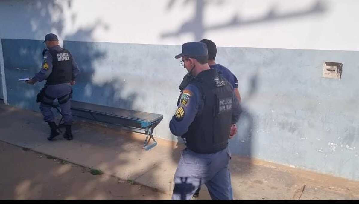 VÍdeo Tarado Esfrega O Pênis Em Menina Dentro Do ônibus E é Linchado